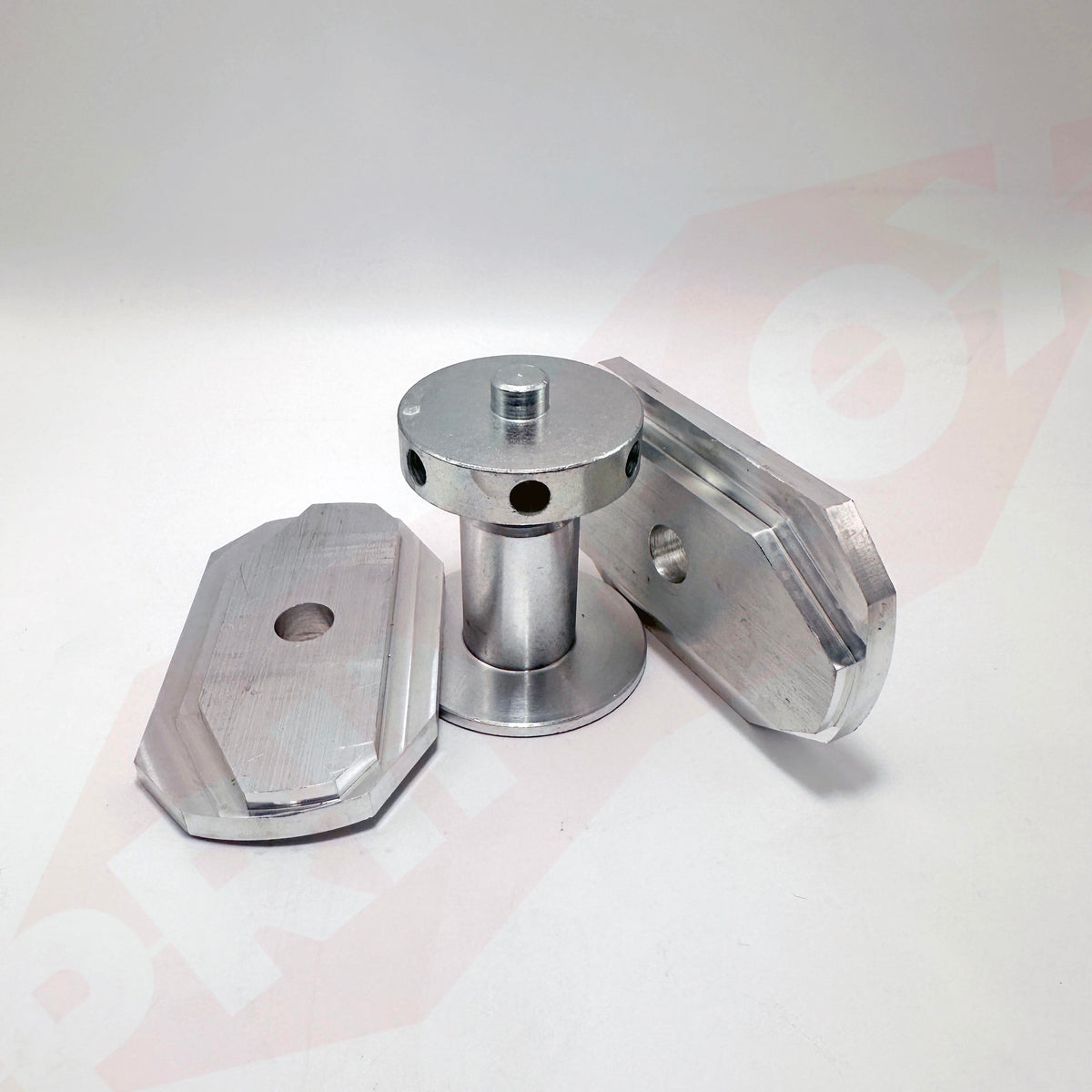 Adjustable load-bearing structural support bay pole jack for UPVC ...